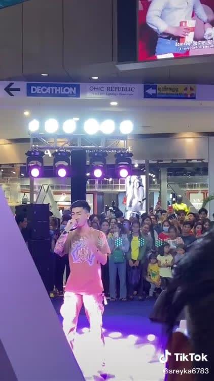 ស្គាល់គាត់អត់😍 - TNAOT