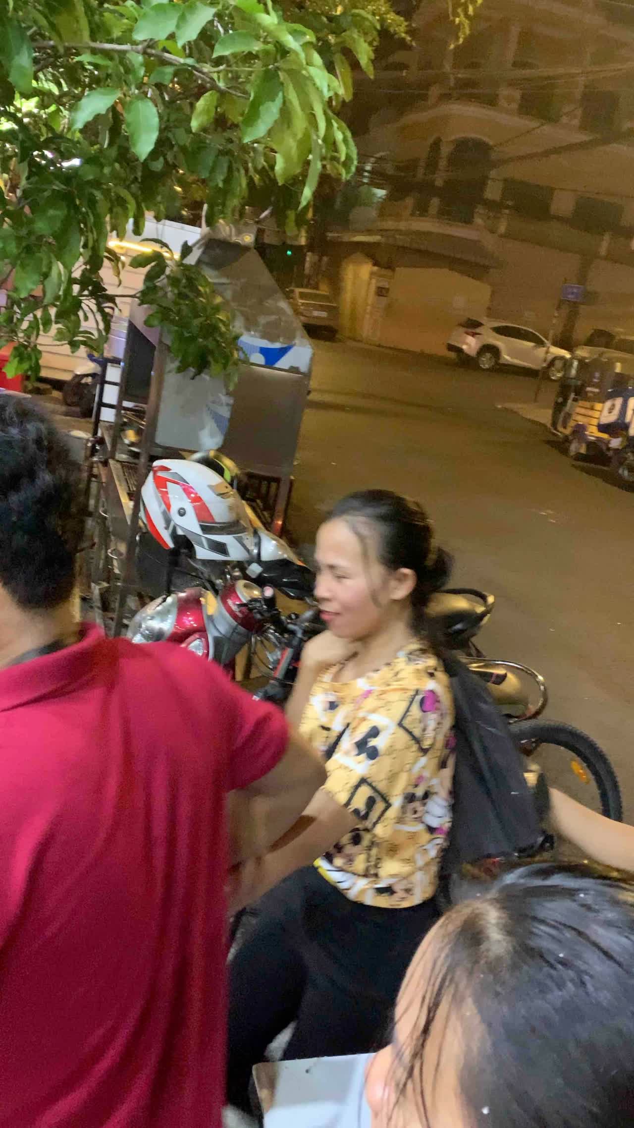 HBD ប្អូន ស្រី - TNAOT