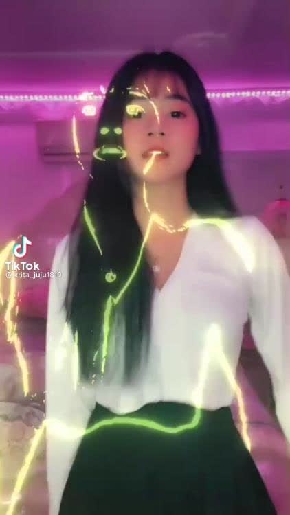 sis cute 😊 - TNAOT