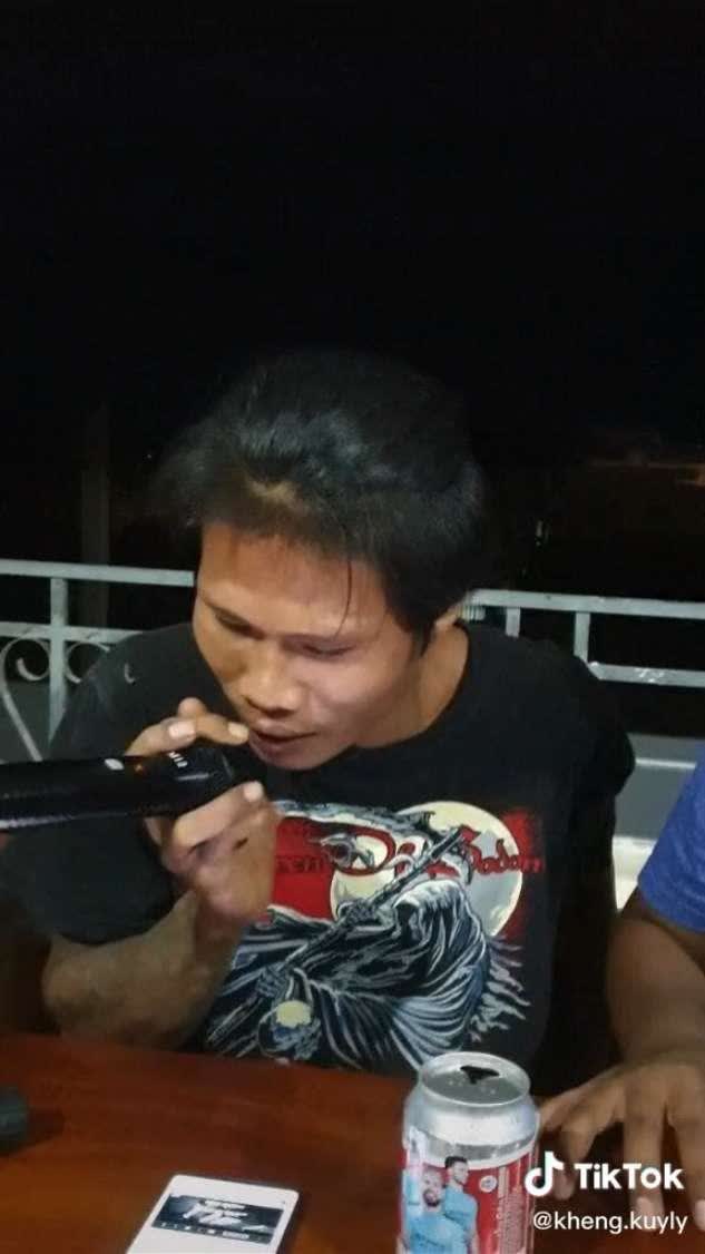 មិនដឹងច្រៀងបទអីពូ - TNAOT