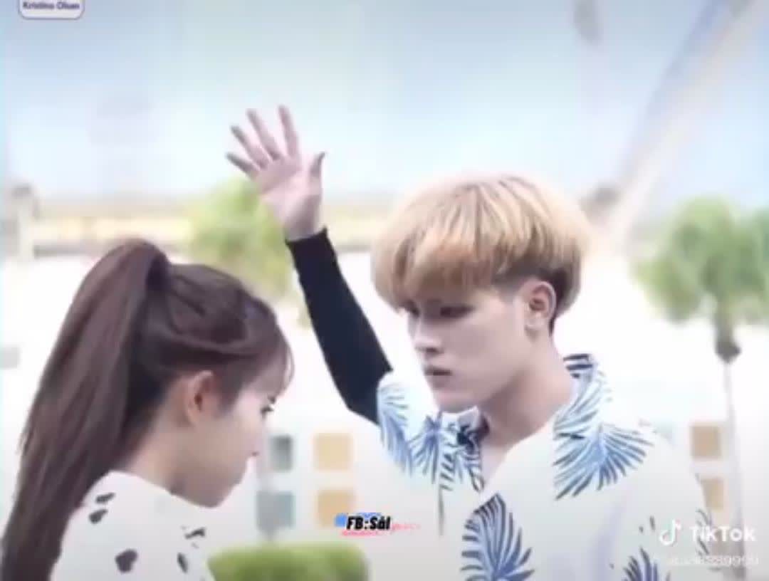 ឈ្លោះគ្នាបានហេីយតែកុំបែកគ្នាអី😞 - TNAOT