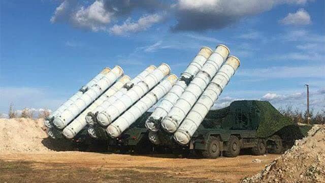 ក្រុមមន្រ្តីជាន់ខ្ពស់ព្រឹទ្ធសភាអាមេរិក កេះប្រធានមន្ទីរបញ្ចកោណ ឱ្យព្រមានឥណ្ឌា ជុំវិញគម្រោង ...