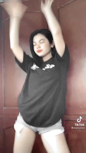 sis Cute 🤒 ha - TNAOT