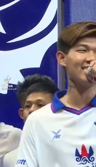 Follow me pg - TNAOT