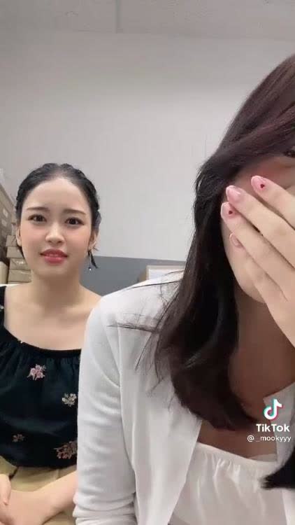 so cute idol - TNAOT