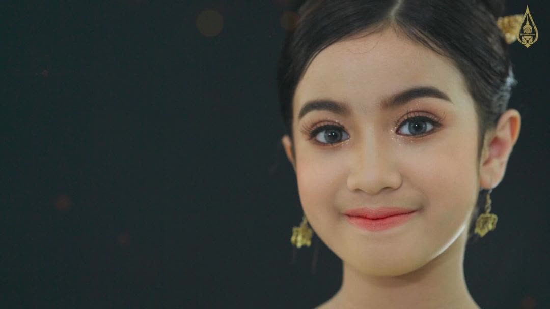 បទថ្មី : តាលុងផ្ដាំស្នេហ៍ ច្រៀងដោយ : ព្រះនាងតូច នរោត្ដម ជេនណា ft . លោក អុ៊ង សុគន្ធ ណារ៉ុង - TNAOT