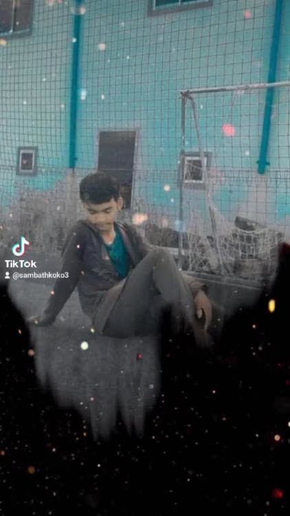 hello help me to like comment share view 😊 - TNAOT