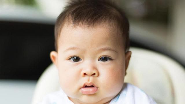 ក្មេងត្រឹម ១-២ ឆ្នាំ បើបង្ហាញសញ្ញា ៥ នេះ ច្បាស់ណាស់ថាពួកគេជាក្មេងមាន IQ ខ្ពស់ - TNAOT