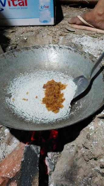 របៀបចាក់នំសង់ដែលមានរសជាតិឆ្ងុយឆ្ងាញ់ញាំជក់មាត់ពិសេសធ្វើភ្លាមញាំភ្លែតនិង ...