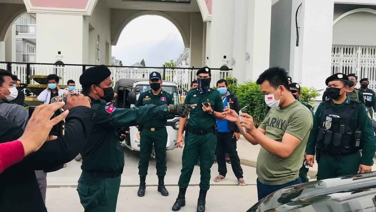 កម្លាំងអន្តរាគមន៍ពិសេសអគ្គស្នងការប្រើវិធានការក្តៅក្នុងមូលដ្ឋានសង្កាត់ចោមចៅទី១ដែលជាដំបន់ក្រហម - TNAOT