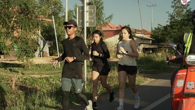 យុទ្ធនាការរត់រៃអង្គាសប្រាក់របស់ សាយ ជួយឱ្យលោកជាប់វគ្គផ្តាច់ព្រ័ត្រនៃ ...